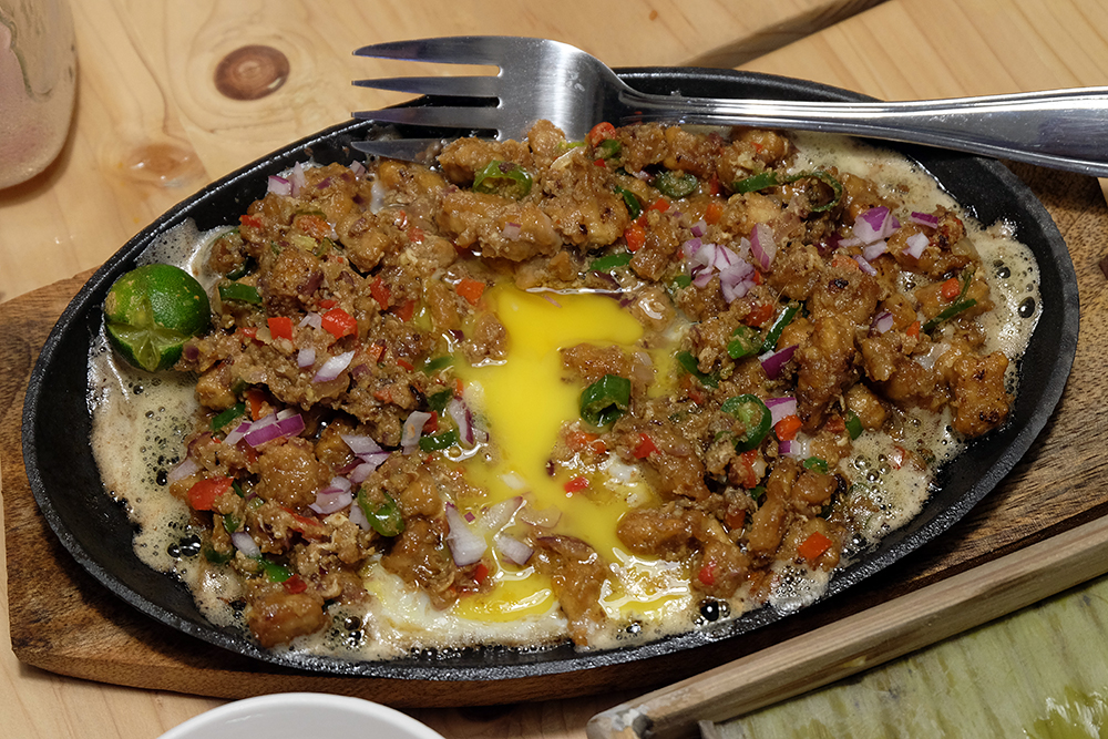 House of Lechon opens in Capitol – Let’s G, Sinjin!