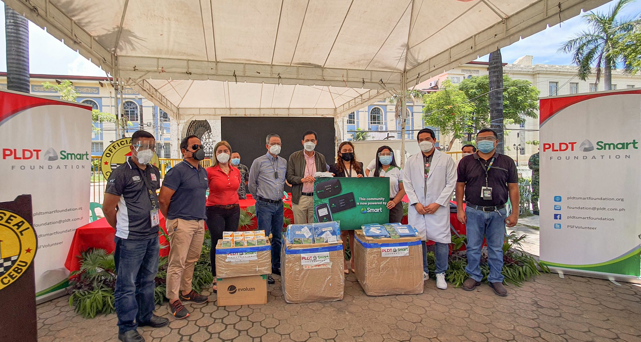 PLDT, Smart ramp up COVID-19 aid to Cebu province – Let’s G, Sinjin!