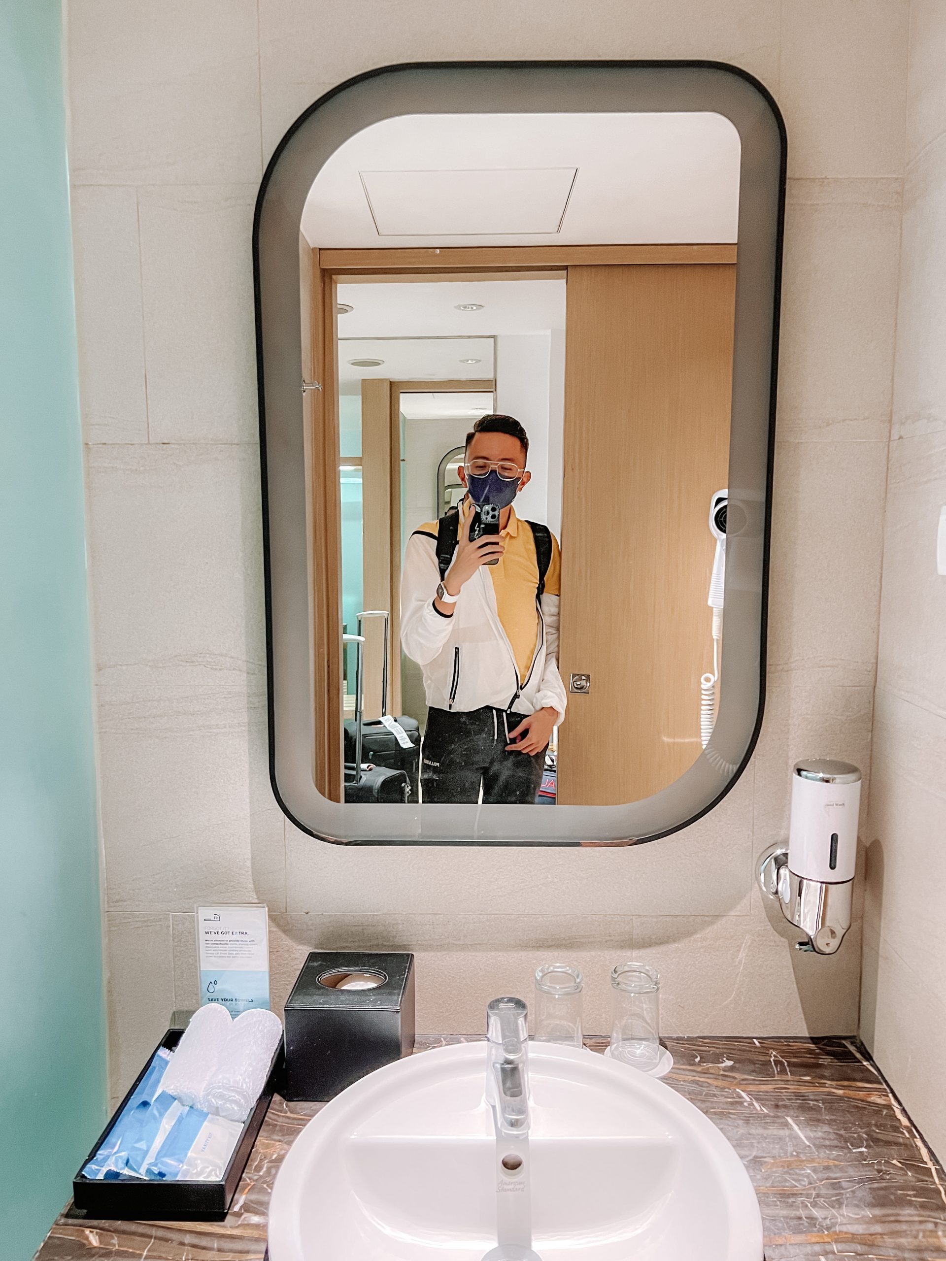 HOTEL REVIEW – Holiday Inn Express Manila Newport City, Newport World ...