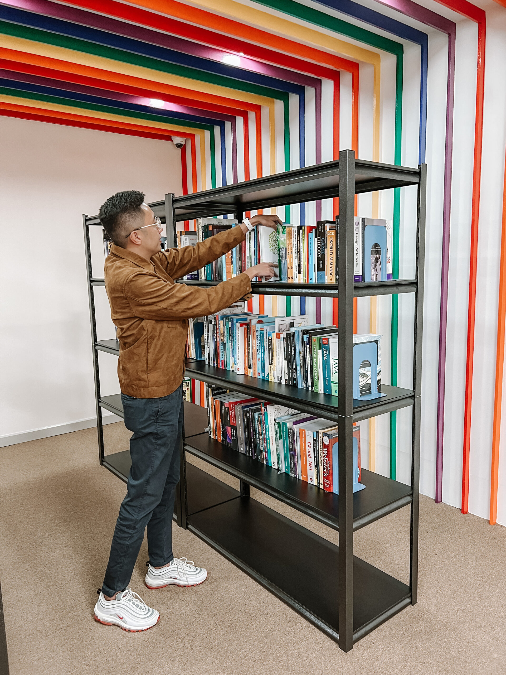 iACADEMY – Top tech and design school expands in Cebu – Let’s G, Sinjin!